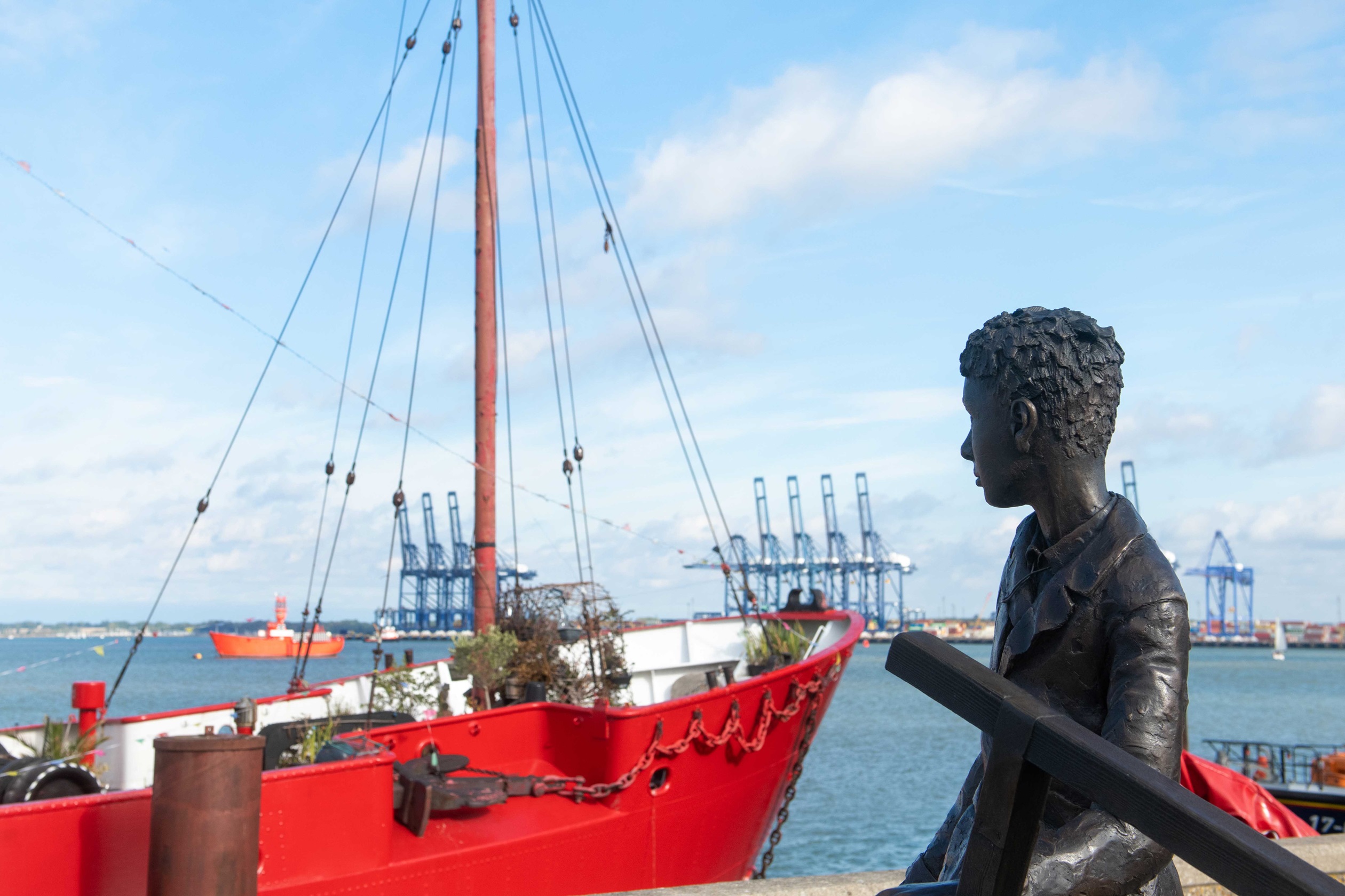 Languard View: New homes in Dovercourt, Essex | David Wilson Homes