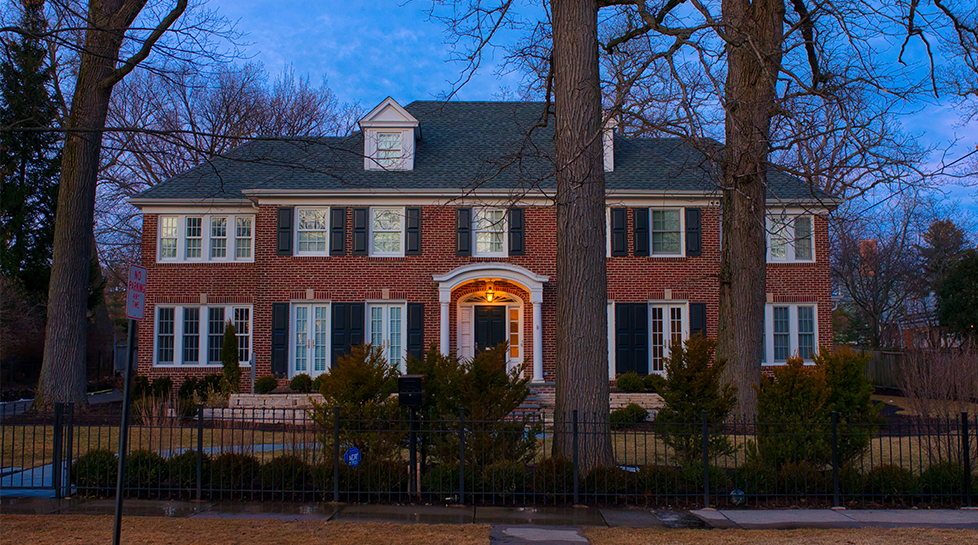 The most memorable homes in Christmas Films | DWH